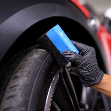 TIRE DRESSING APPLICATOR PAD by nanoTECH PROTECTION™ – nanoTECH PROTECTION™